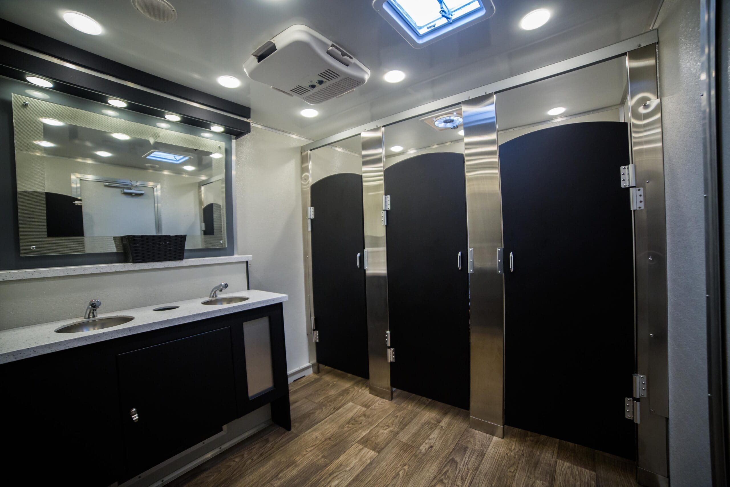 Gold Luxury Restroom Trailers | Luxury Portable Restrooms | United Site ...